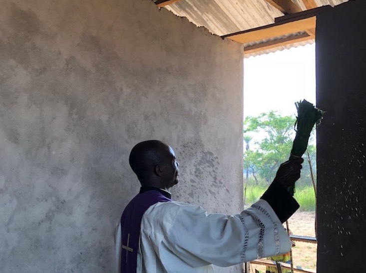 St. Raymond Catholic Church in Dublin – Blessing of the Clinic in Lovilo